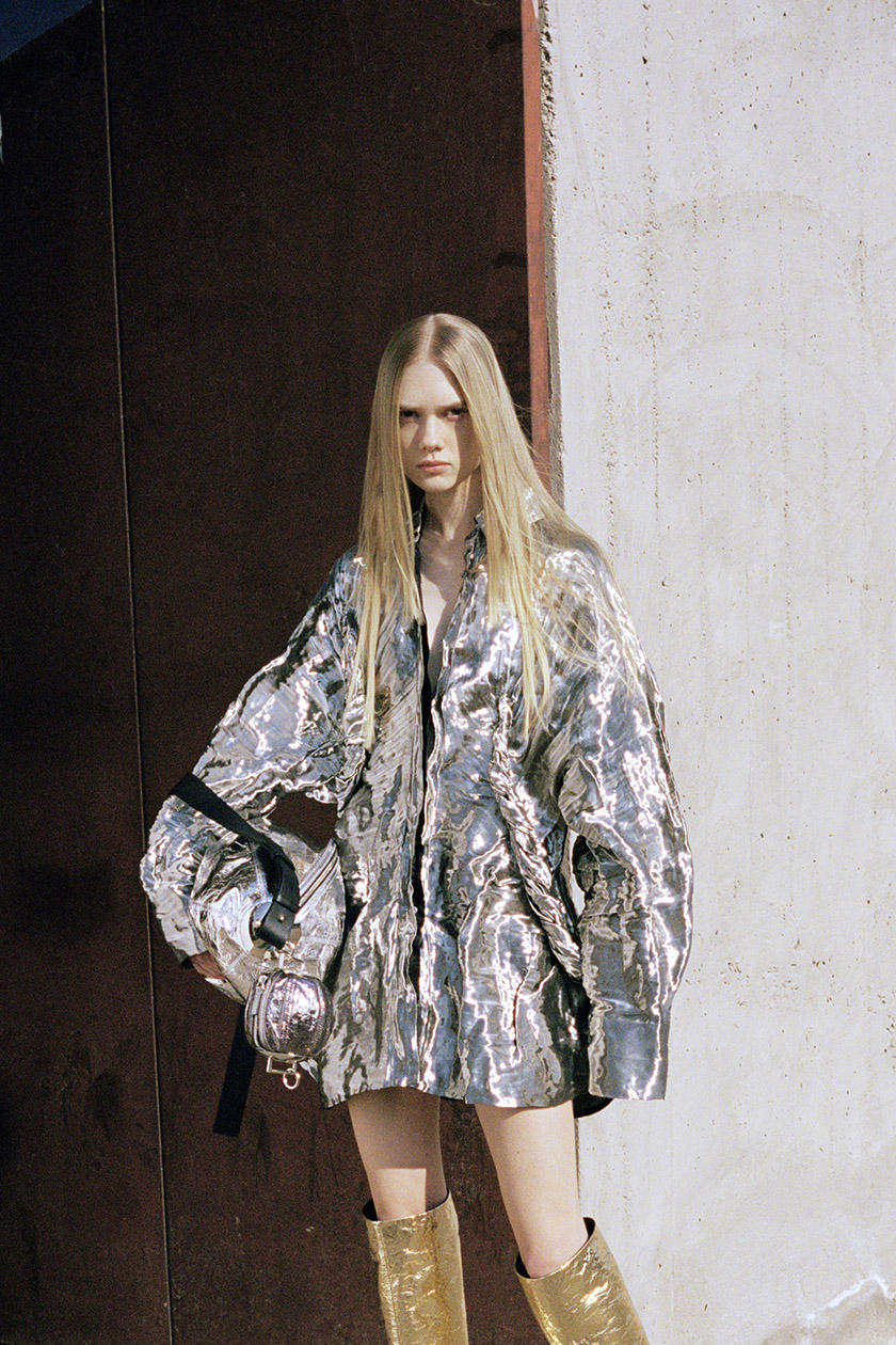 Mariuccia’s Legacy: Krizia Unveils its Fall/Winter 2023 Collection - FAB L'Style